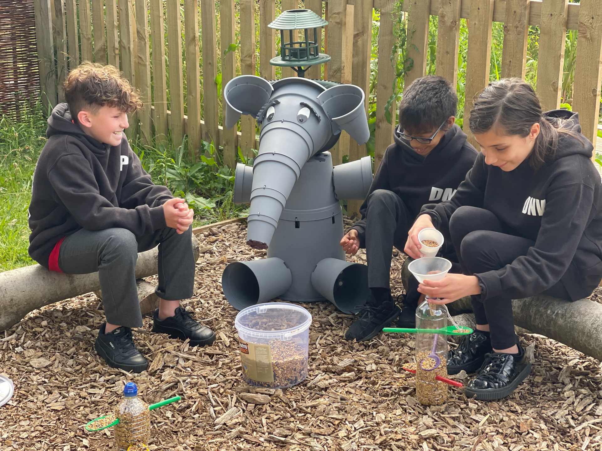 Kim Leathley: nature 101 - BirdGuides