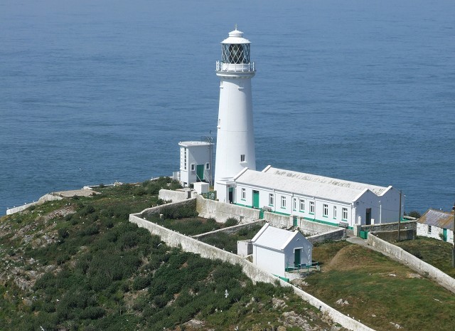 South Stack RSPB Birdwatching Site - BirdGuides